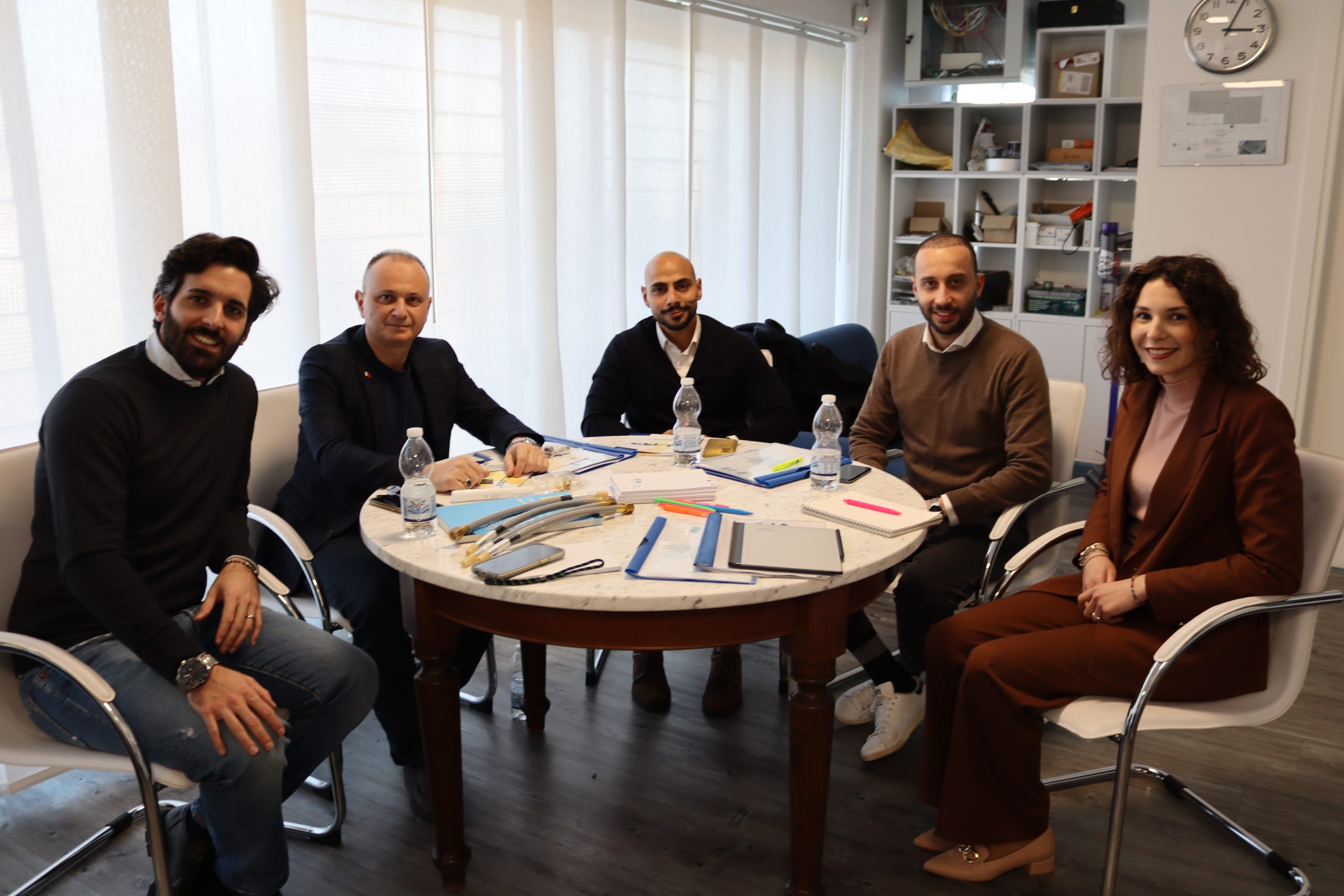 GLOBAL MACRO TRADE - Factory tour - Techinit